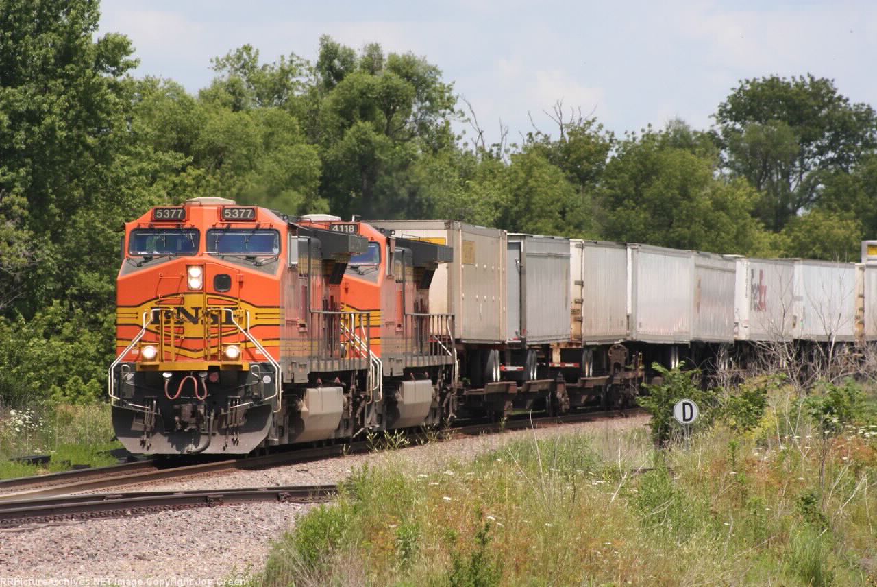 BNSF 5377